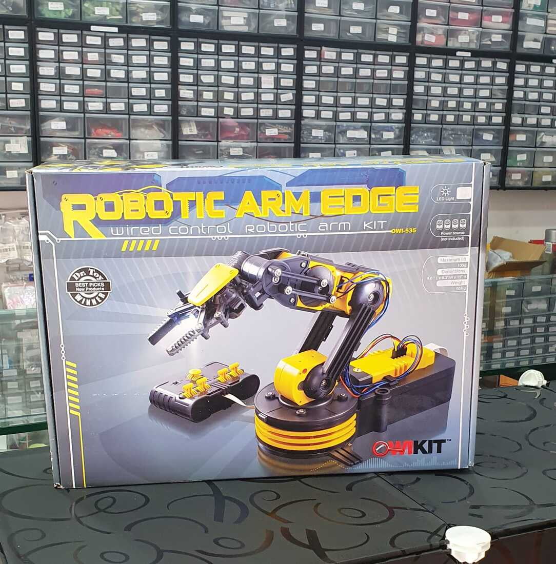 Fun and Educational Robotic Arm Edge Kit